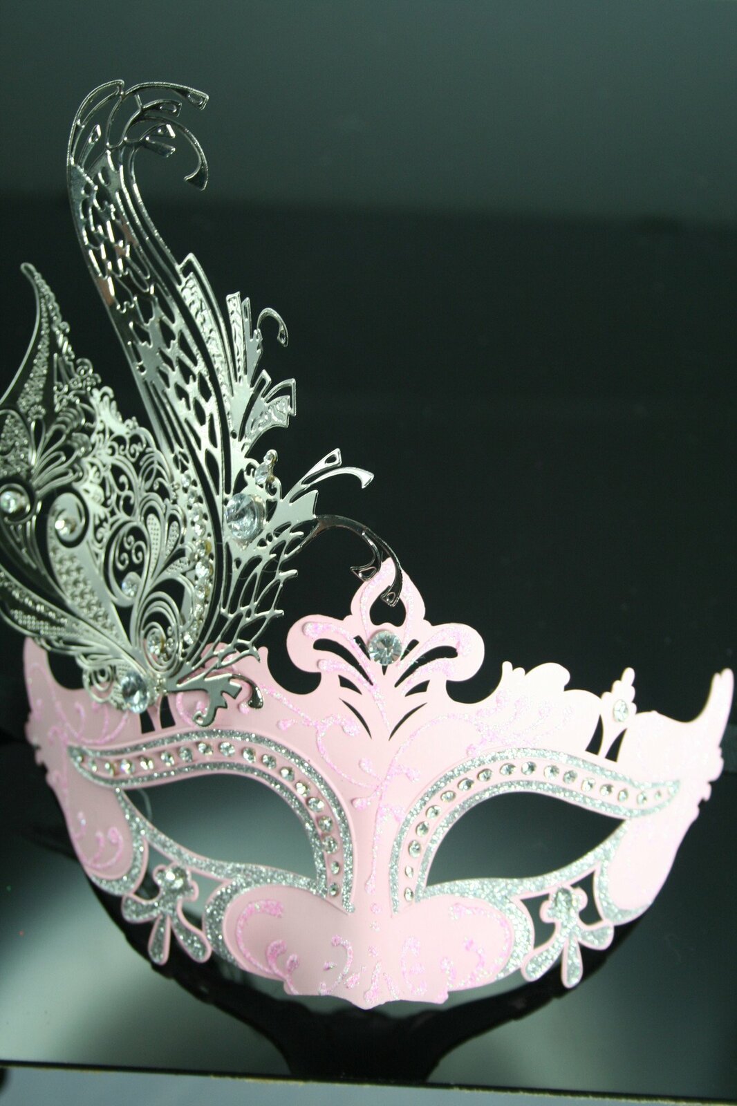 Light Pink Metal Masquerade Mask With Silver Glitter, Dimantés & Large ...